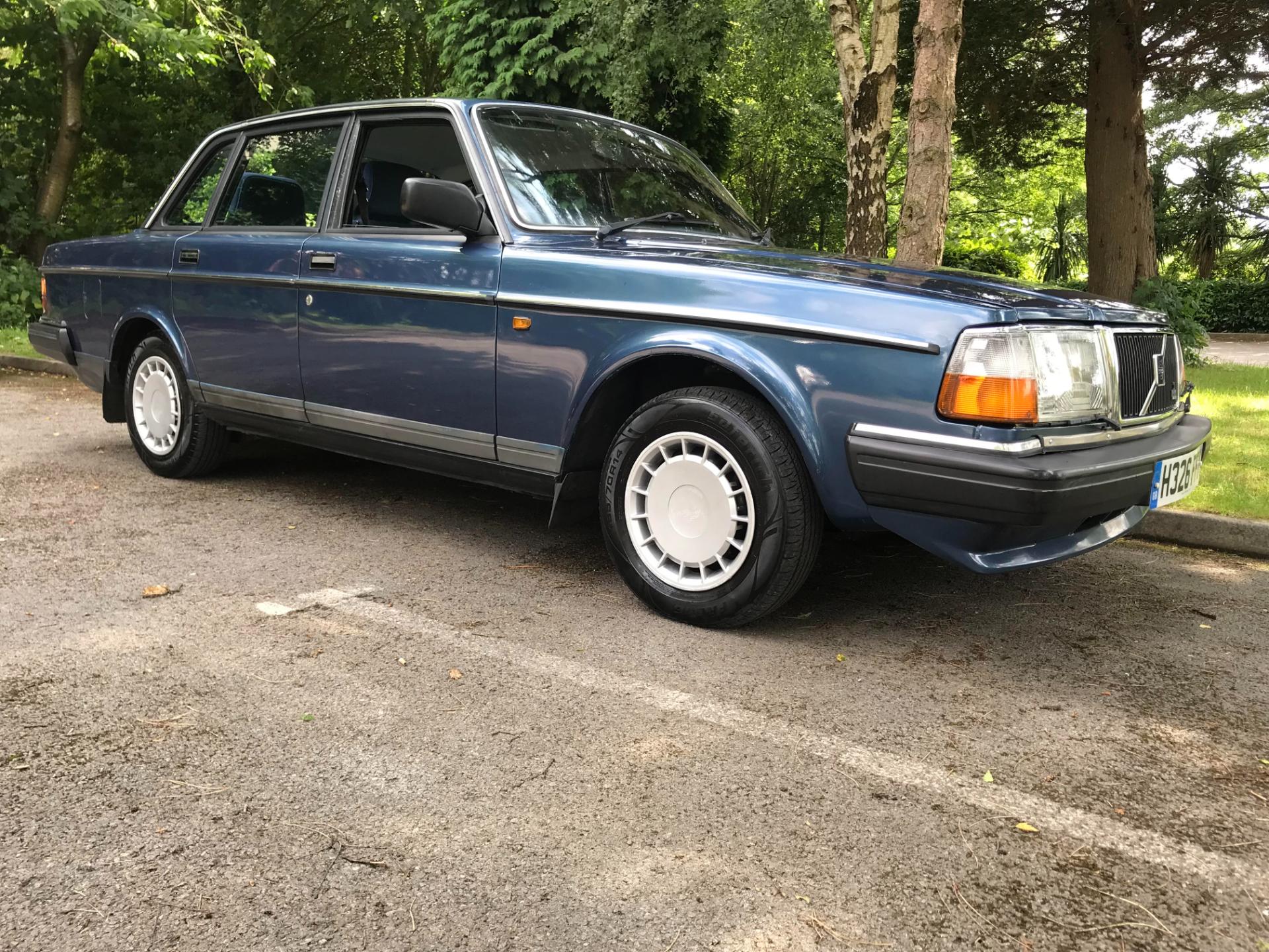 Classic Volvo 240 Cars for Sale | CCFS